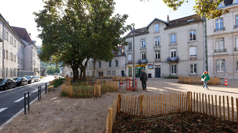 La nouvelle Place De Lattre de Tassigny inaugurée